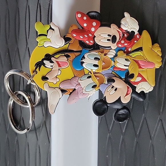Accessories | Disney Dizz Mickey Goofy Donald Gang Key Ring Lasercut ...